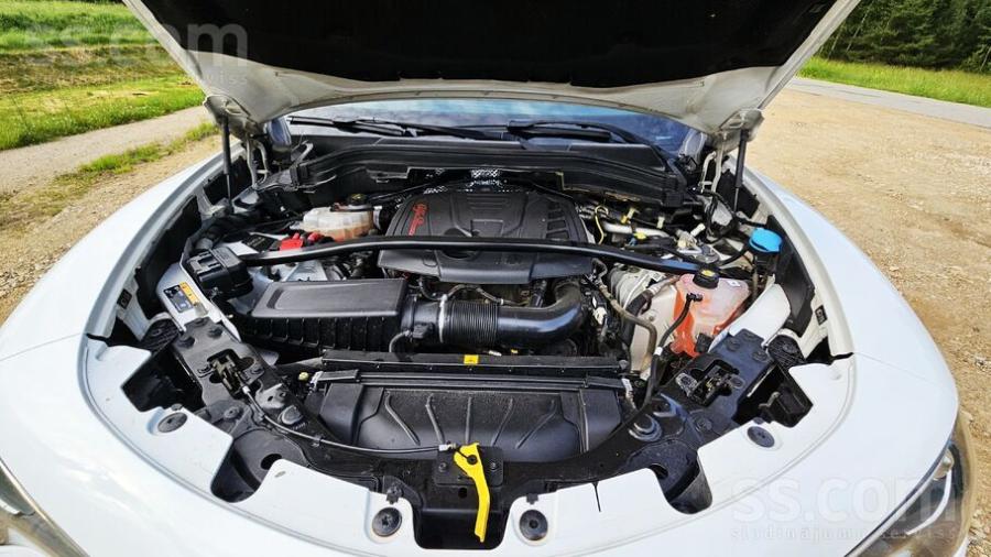 Balts Alfa Romeo Stelvio 2020 Rīga, ar dzinēja tilpumu 2.00 L un nobraukumu 197 tūkst. km par 20990 €, foto 11 vietnē AUTOMOTO.COM.LV