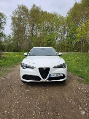 White Alfa Romeo Stelvio 2020 in Vilnius, with an engine capacity of 2.00 L and mileage of 84 thousand km for 26000 €, photo  on AUTOMOTO.COM.LV