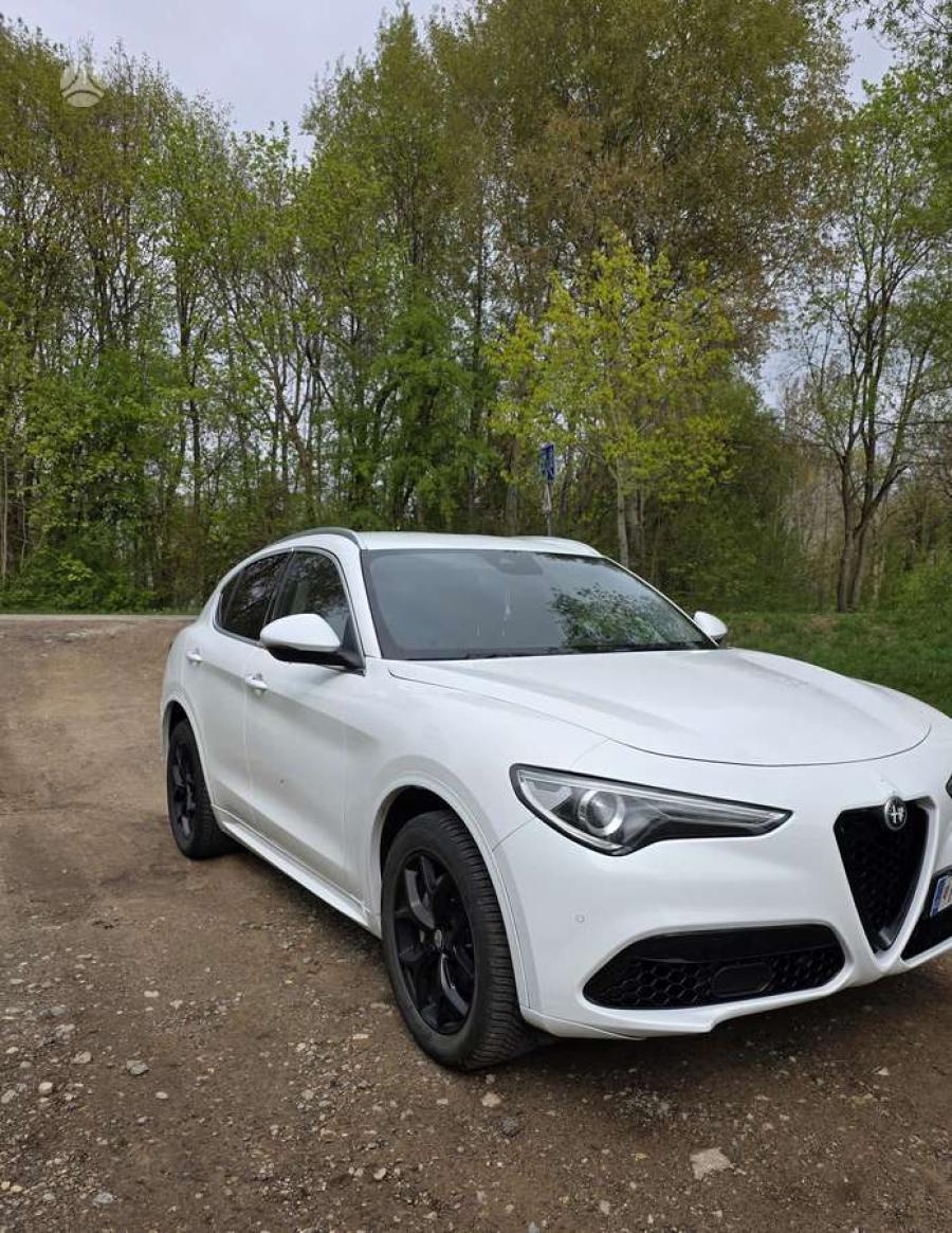 Balts Alfa Romeo Stelvio 2020 Viļņa, ar dzinēja tilpumu 2.00 L un nobraukumu 84 tūkst. km par 26000 €, foto 3 vietnē AUTOMOTO.COM.LV