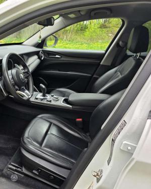 Balts Alfa Romeo Stelvio 2020 Viļņa, ar dzinēja tilpumu 2.00 L un nobraukumu 84 tūkst. km par 26000 €, foto 10 vietnē AUTOMOTO.COM.LV