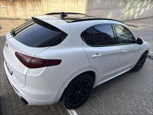 White Alfa Romeo Stelvio 2021 in Vilnius, with an engine capacity of 2.00 L and mileage of 64 thousand km for 18900 €, photo 7 on AUTOMOTO.COM.LV