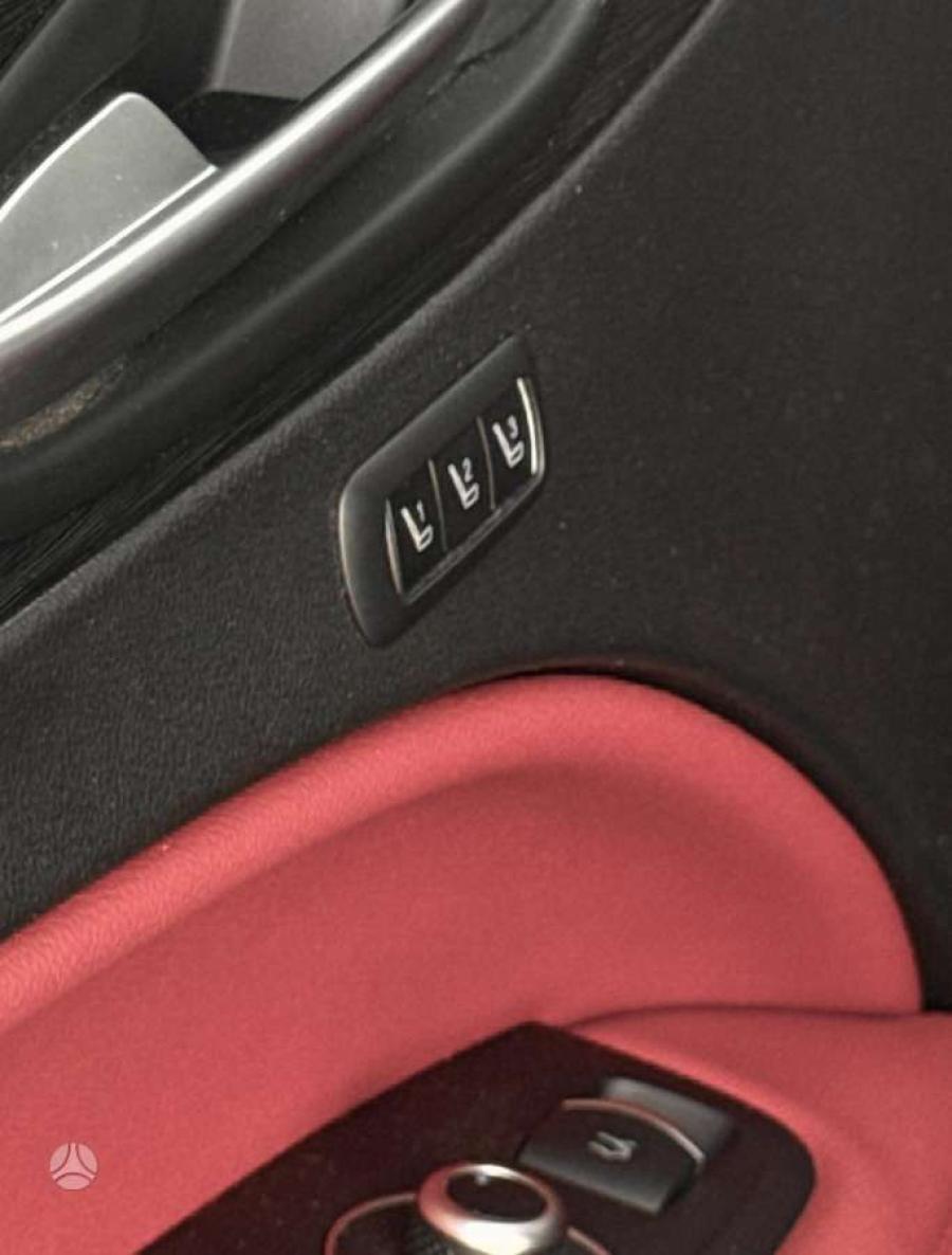White Alfa Romeo Stelvio 2021 in Vilnius, with an engine capacity of 2.00 L and mileage of 64 thousand km for 18900 €, photo 14 on AUTOMOTO.COM.LV