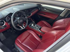 White Alfa Romeo Stelvio 2021 in Vilnius, with an engine capacity of 2.00 L and mileage of 64 thousand km for 18900 €, photo 17 on AUTOMOTO.COM.LV