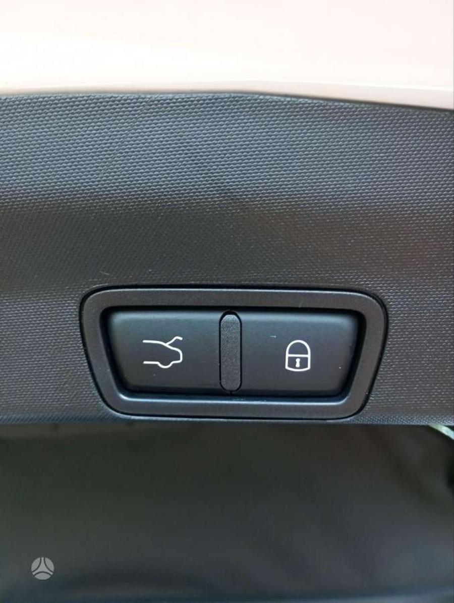White Alfa Romeo Stelvio 2021 in Kaunas, with an engine capacity of 2.14 L and mileage of 237 thousand km for 13150 €, photo 13 on AUTOMOTO.COM.LV