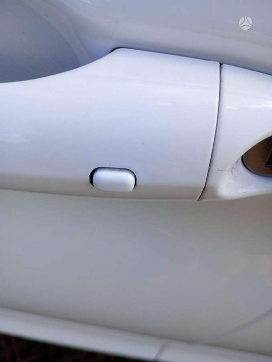 White Alfa Romeo Stelvio 2021 in Kaunas, with an engine capacity of 2.14 L and mileage of 237 thousand km for 13150 €, photo 14 on AUTOMOTO.COM.LV