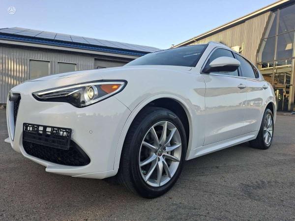 Balts Alfa Romeo Stelvio 2020 Radviliškis, ar dzinēja tilpumu 2.00 L un nobraukumu 85 tūkst. km par 19200 €, foto 2 vietnē AUTOMOTO.COM.LV
