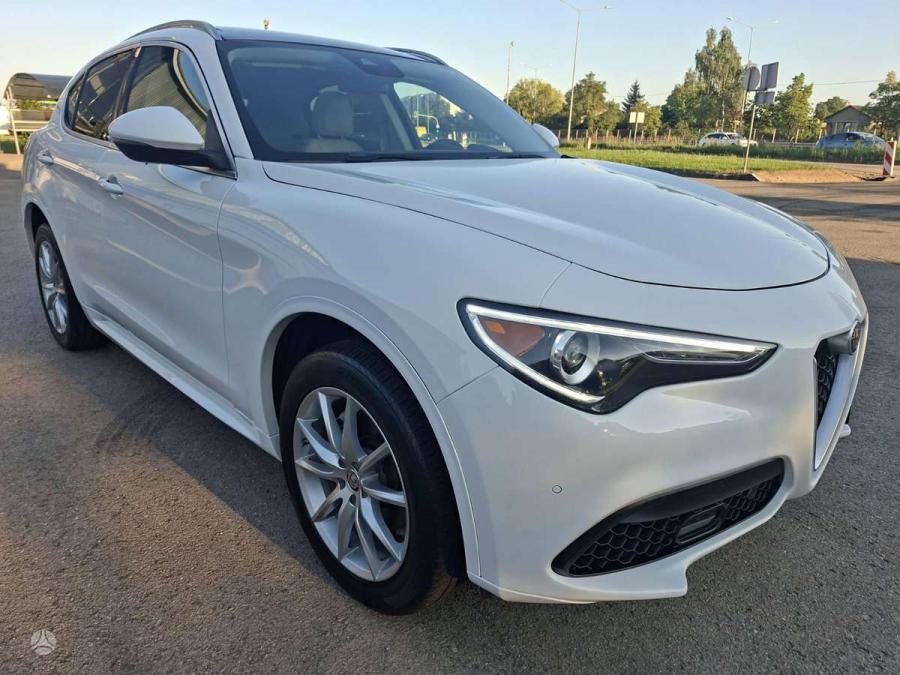 Balts Alfa Romeo Stelvio 2020 Radviliškis, ar dzinēja tilpumu 2.00 L un nobraukumu 85 tūkst. km par 19200 €, foto 22 vietnē AUTOMOTO.COM.LV