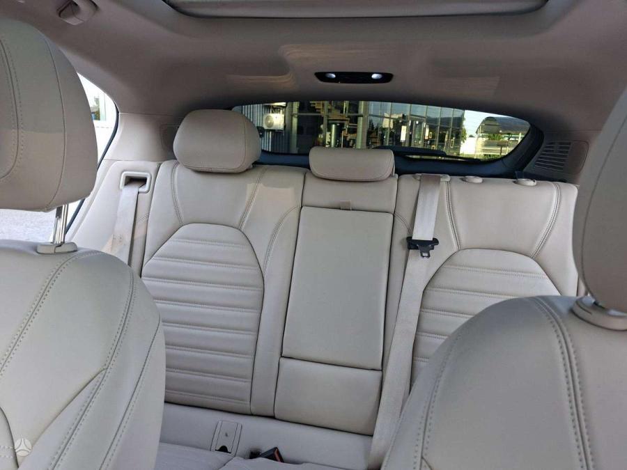 Balts Alfa Romeo Stelvio 2020 Radviliškis, ar dzinēja tilpumu 2.00 L un nobraukumu 85 tūkst. km par 19200 €, foto 37 vietnē AUTOMOTO.COM.LV