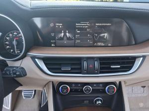 Balts Alfa Romeo Stelvio 2020 Radviliškis, ar dzinēja tilpumu 2.00 L un nobraukumu 85 tūkst. km par 19200 €, foto 40 vietnē AUTOMOTO.COM.LV