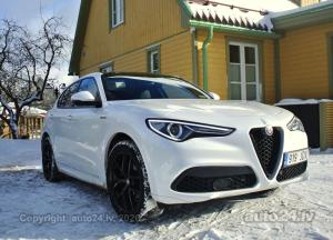 White Alfa Romeo Stelvio 2021 in Tallinn, with an engine capacity of 2.00 L and mileage of 24 thousand km for 37990 €, photo 2 on AUTOMOTO.COM.LV