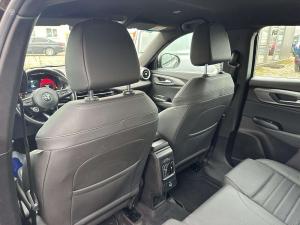 Black Alfa Romeo Tonale 2022 in Vilnius, with an engine capacity of 1.47 L and mileage of 193 thousand km for 16390 €, photo 17 on AUTOMOTO.COM.LV