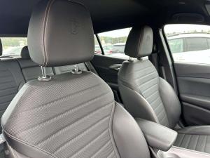 Black Alfa Romeo Tonale 2022 in Vilnius, with an engine capacity of 1.47 L and mileage of 193 thousand km for 16390 €, photo 18 on AUTOMOTO.COM.LV