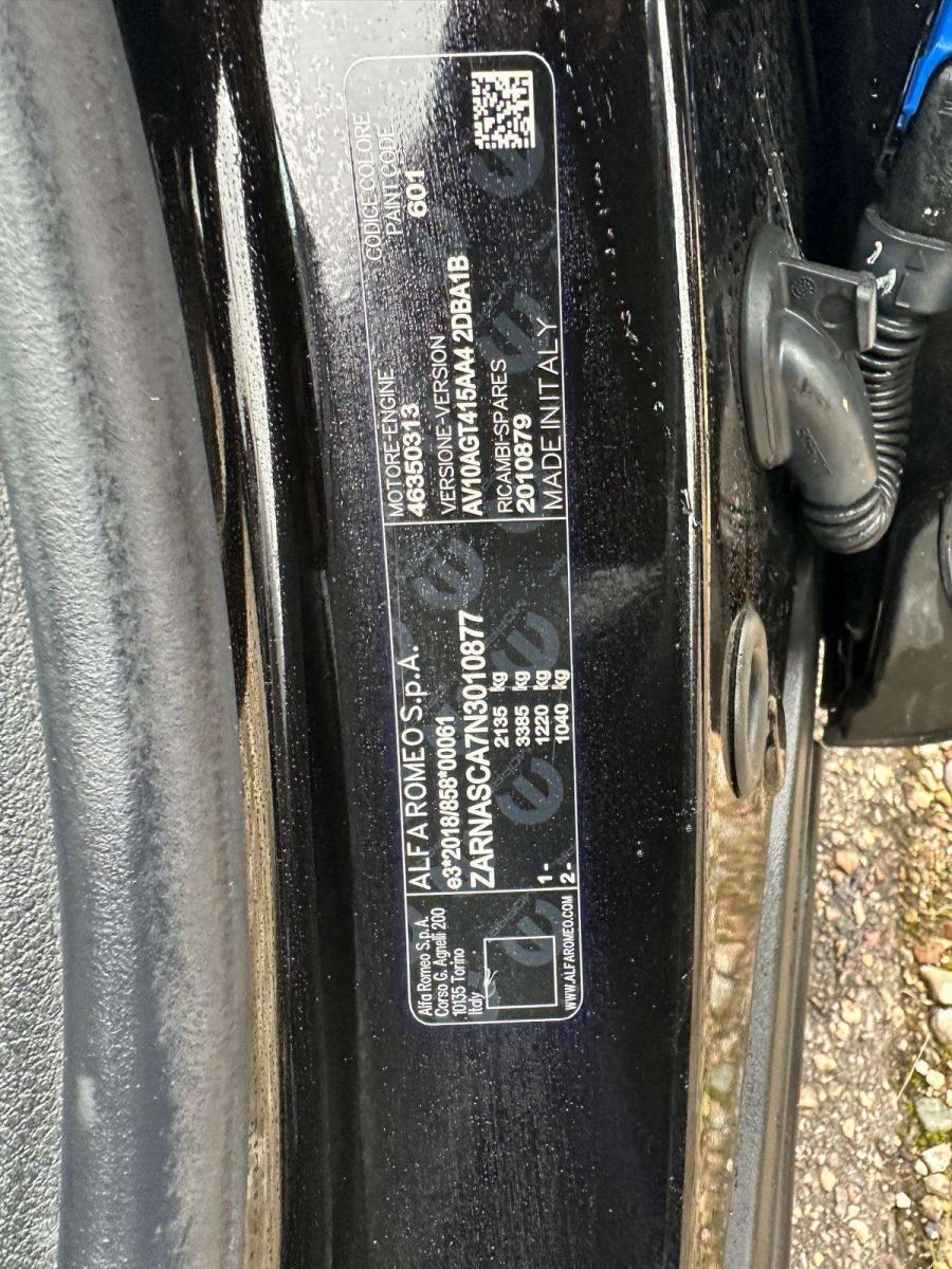 Black Alfa Romeo Tonale 2022 in Vilnius, with an engine capacity of 1.47 L and mileage of 193 thousand km for 16390 €, photo 24 on AUTOMOTO.COM.LV