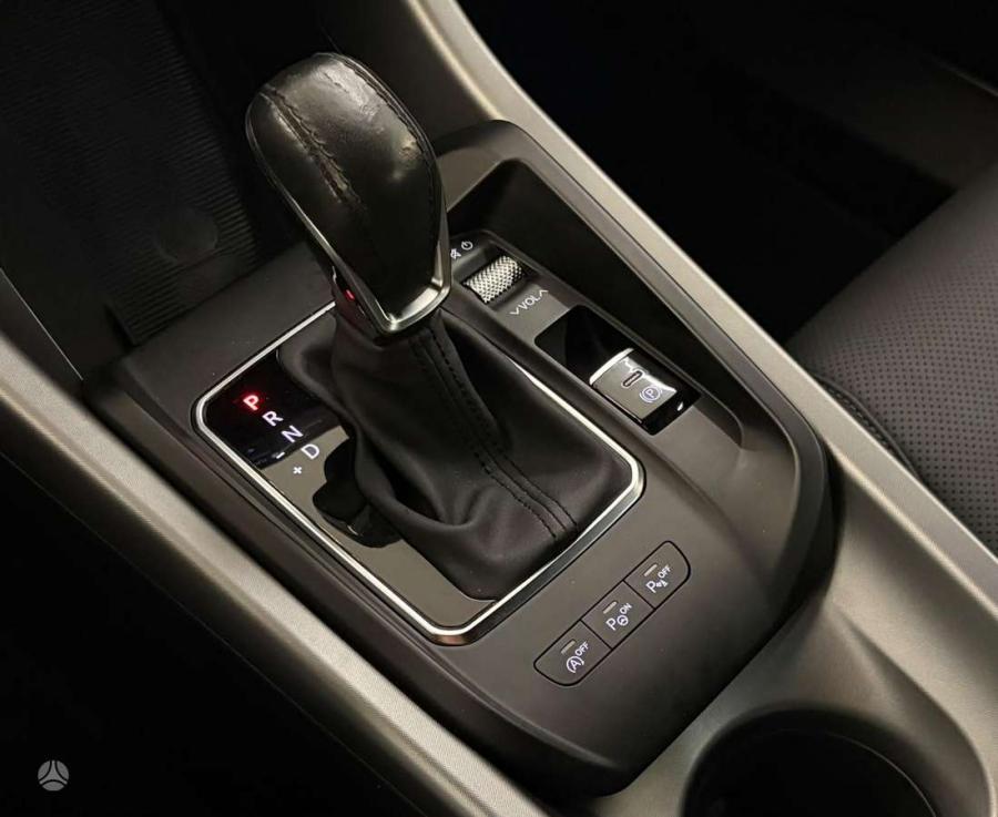 Melns Alfa Romeo Tonale 2024 Marijampole, ar dzinēja tilpumu 1.60 L un nobraukumu 47 tūkst. km par 24999 €, foto 23 vietnē AUTOMOTO.COM.LV