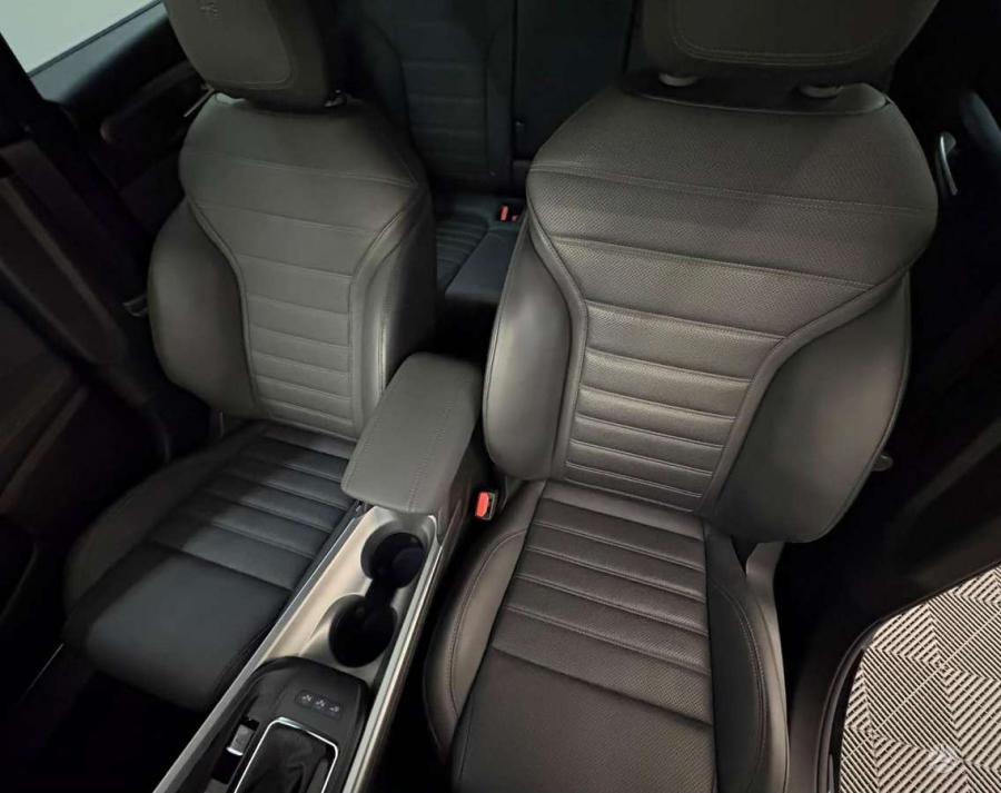 Melns Alfa Romeo Tonale 2024 Marijampole, ar dzinēja tilpumu 1.60 L un nobraukumu 47 tūkst. km par 24999 €, foto 34 vietnē AUTOMOTO.COM.LV