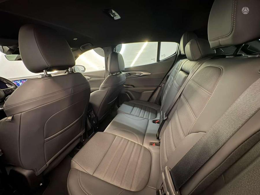 Melns Alfa Romeo Tonale 2024 Marijampole, ar dzinēja tilpumu 1.60 L un nobraukumu 47 tūkst. km par 24999 €, foto 36 vietnē AUTOMOTO.COM.LV