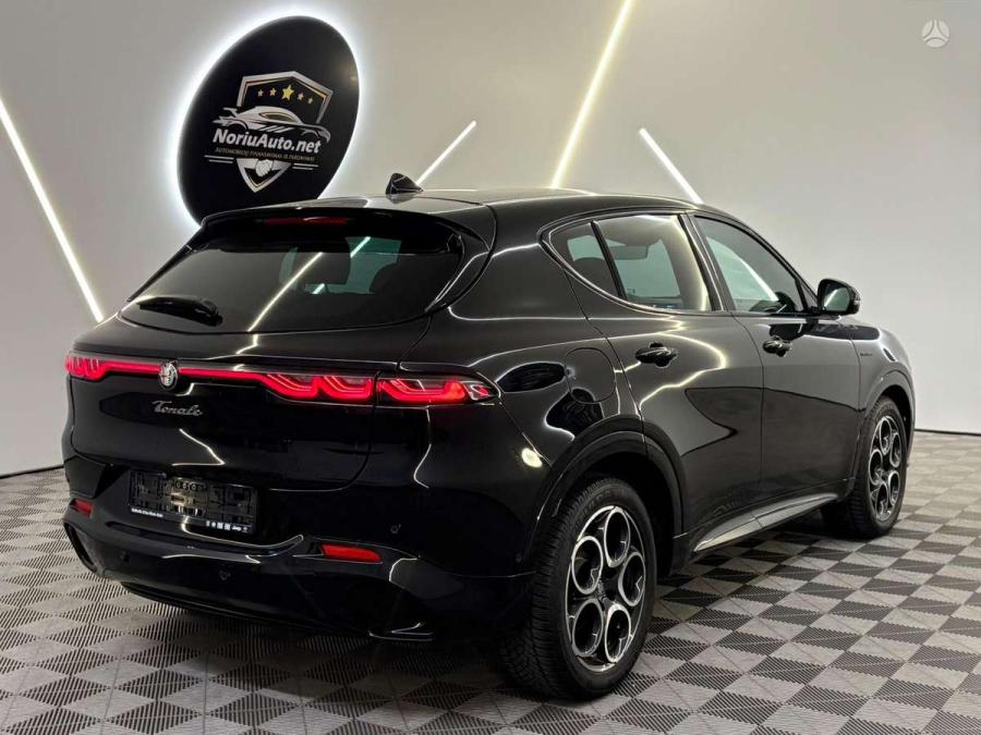 Melns Alfa Romeo Tonale 2024 Marijampole, ar dzinēja tilpumu 1.60 L un nobraukumu 47 tūkst. km par 24999 €, foto 39 vietnē AUTOMOTO.COM.LV