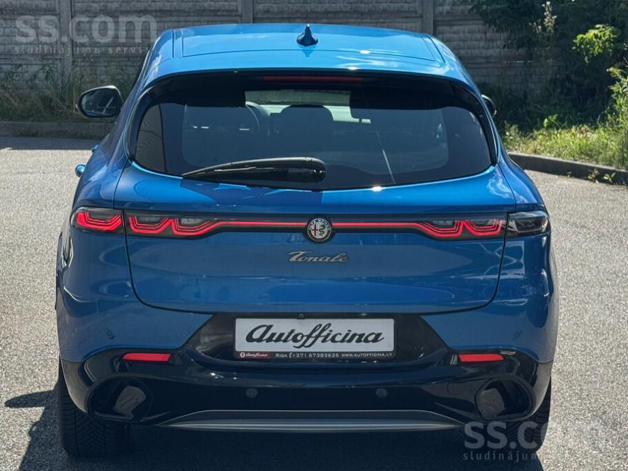 Blue Alfa Romeo Tonale 2023 in Riga, with an engine capacity of 1.50 L and mileage of 118 thousand km for 21900 €, photo 7 on AUTOMOTO.COM.LV