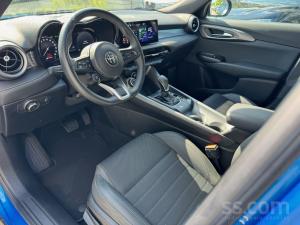 Blue Alfa Romeo Tonale 2023 in Riga, with an engine capacity of 1.50 L and mileage of 118 thousand km for 21900 €, photo 9 on AUTOMOTO.COM.LV