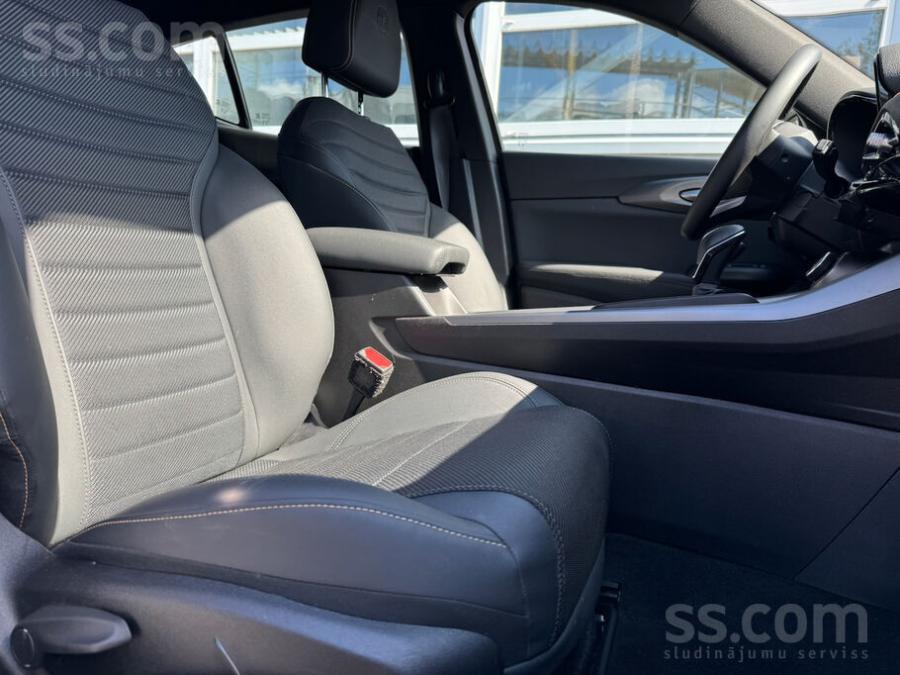 Zils Alfa Romeo Tonale 2023 Rīga, ar dzinēja tilpumu 1.50 L un nobraukumu 118 tūkst. km par 21900 €, foto 16 vietnē AUTOMOTO.COM.LV
