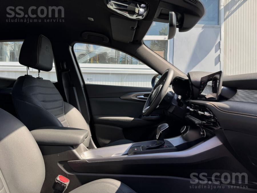 Zils Alfa Romeo Tonale 2023 Rīga, ar dzinēja tilpumu 1.50 L un nobraukumu 118 tūkst. km par 21900 €, foto 17 vietnē AUTOMOTO.COM.LV