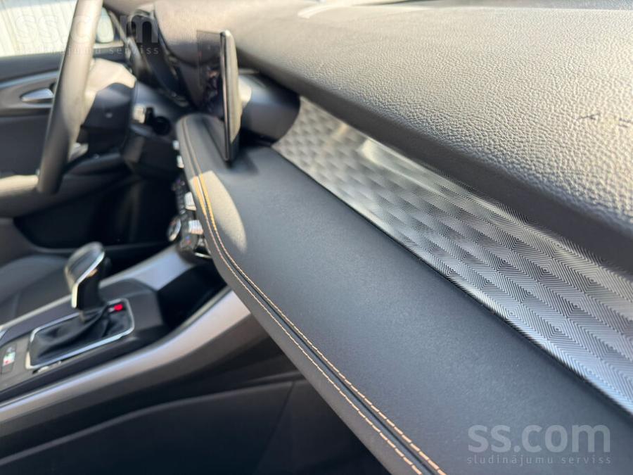 Zils Alfa Romeo Tonale 2023 Rīga, ar dzinēja tilpumu 1.50 L un nobraukumu 118 tūkst. km par 21900 €, foto 18 vietnē AUTOMOTO.COM.LV