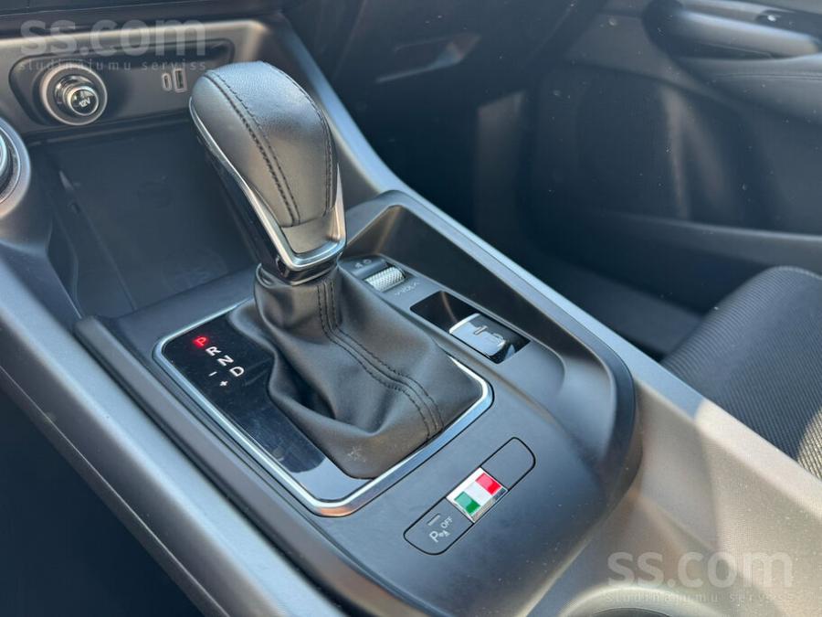 Zils Alfa Romeo Tonale 2023 Rīga, ar dzinēja tilpumu 1.50 L un nobraukumu 118 tūkst. km par 21900 €, foto 26 vietnē AUTOMOTO.COM.LV