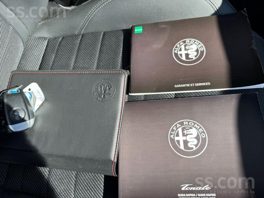 Zils Alfa Romeo Tonale 2023 Rīga, ar dzinēja tilpumu 1.50 L un nobraukumu 118 tūkst. km par 21900 €, foto 32 vietnē AUTOMOTO.COM.LV