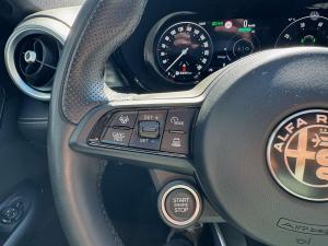 Zils Alfa Romeo Tonale 2023 Rīga, ar dzinēja tilpumu 1.47 L un nobraukumu 118 tūkst. km par 21900 €, foto 30 vietnē AUTOMOTO.COM.LV