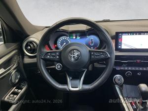 Blue Alfa Romeo Tonale 2023 in Tallinn, with an engine capacity of 1.50 L and mileage of 53 thousand km for 26900 €, photo 12 on AUTOMOTO.COM.LV