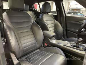 Sarkans Alfa Romeo Tonale 2023 Tallina, ar dzinēja tilpumu 1.50 L un nobraukumu 56 tūkst. km par 21990 €, foto 11 vietnē AUTOMOTO.COM.LV