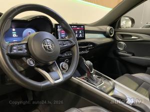 Sarkans Alfa Romeo Tonale 2023 Tallina, ar dzinēja tilpumu 1.50 L un nobraukumu 56 tūkst. km par 21990 €, foto 14 vietnē AUTOMOTO.COM.LV