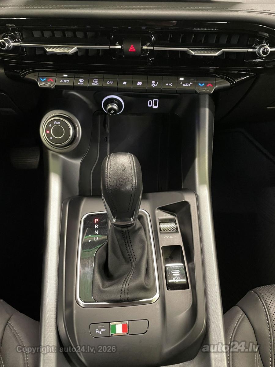 Sarkans Alfa Romeo Tonale 2023 Tallina, ar dzinēja tilpumu 1.50 L un nobraukumu 56 tūkst. km par 21990 €, foto 22 vietnē AUTOMOTO.COM.LV