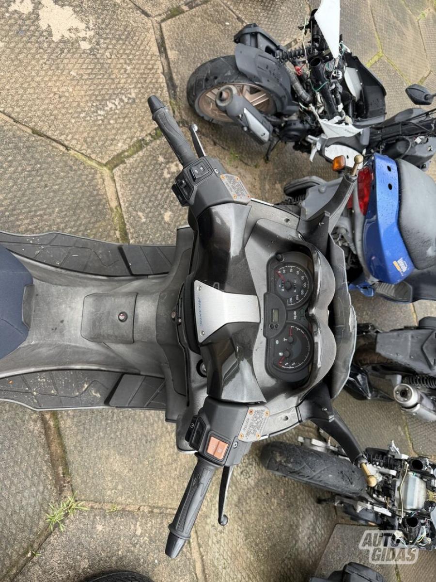 Aprilia Atlantic 2005 in Kaunas, with an engine capacity of 0.00 L and mileage of 0 thousand km for 920 €, photo 6 on AUTOMOTO.COM.LV