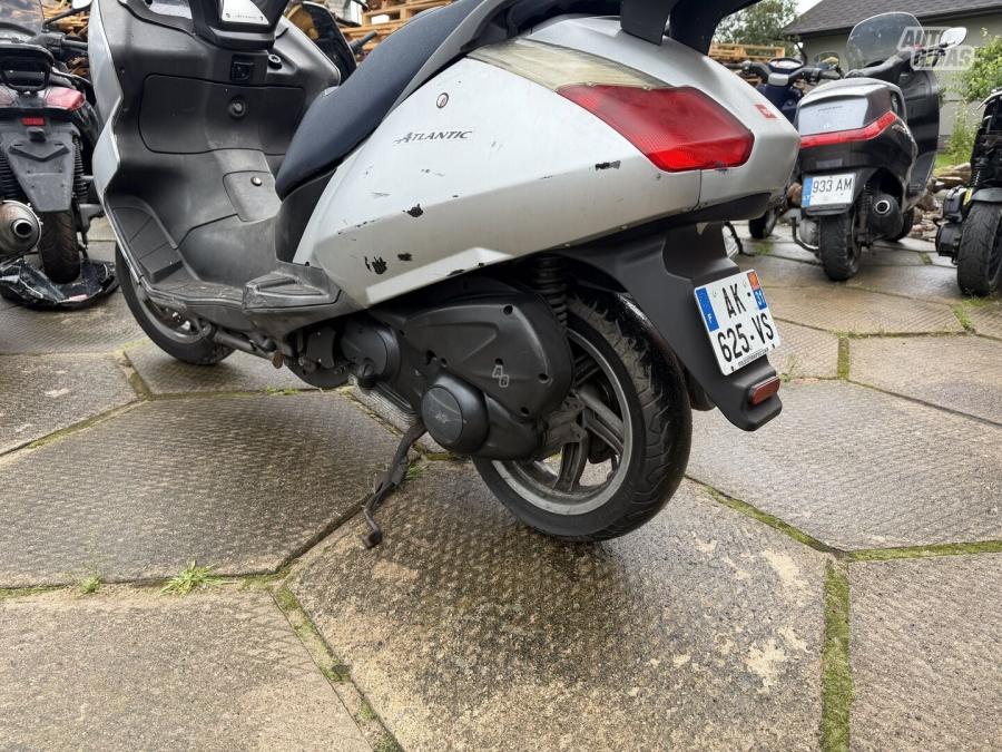 Aprilia Atlantic 2005 in Kaunas, with an engine capacity of 0.00 L and mileage of 0 thousand km for 920 €, photo 10 on AUTOMOTO.COM.LV