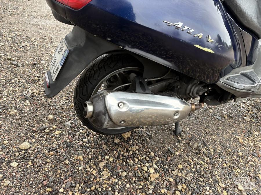 Aprilia Atlantic 2008 Kelmė, ar dzinēja tilpumu 0.13 L un nobraukumu 0 tūkst. km par 515 €, foto 11 vietnē AUTOMOTO.COM.LV