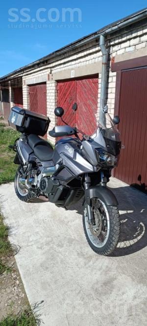 Aprilia Caponord 2007 in Aluksne, with an engine capacity of 1.00 L and mileage of 0 thousand km for 3500 €, photo 3 on AUTOMOTO.COM.LV