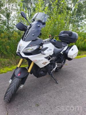 Aprilia Caponord 2014 Rīga, ar dzinēja tilpumu 1.20 L un nobraukumu 0 tūkst. km par 5900 €, foto 3 vietnē AUTOMOTO.COM.LV