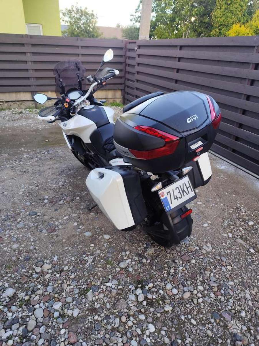 Balts Aprilia Caponord 2014 Klaipėda, ar dzinēja tilpumu 1.20 L un nobraukumu 52 tūkst. km par 5200 €, foto 5 vietnē AUTOMOTO.COM.LV