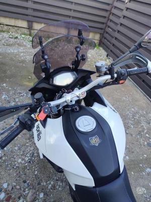 Balts Aprilia Caponord 2014 Klaipėda, ar dzinēja tilpumu 1.20 L un nobraukumu 52 tūkst. km par 5200 €, foto 7 vietnē AUTOMOTO.COM.LV