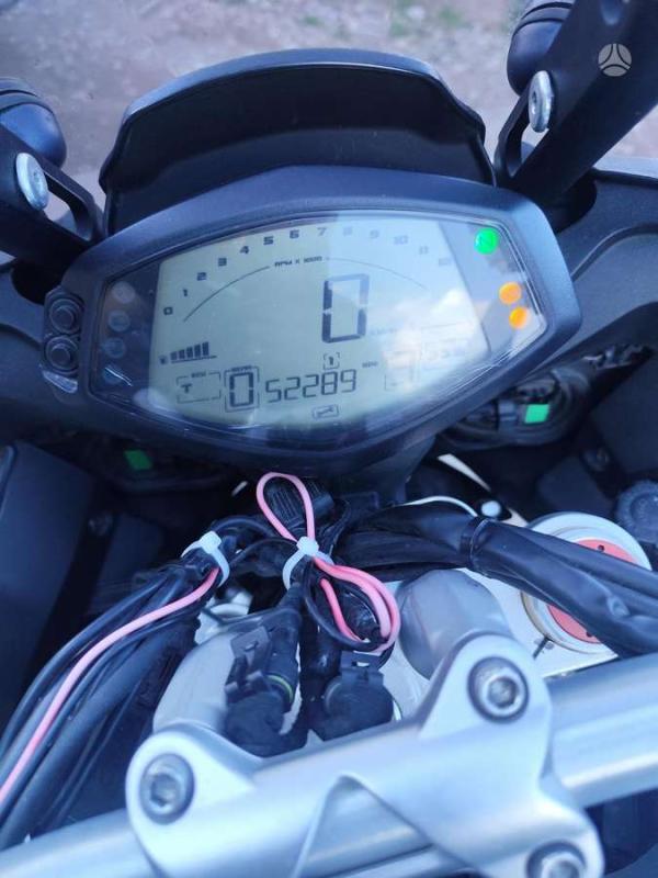 Balts Aprilia Caponord 2014 Klaipėda, ar dzinēja tilpumu 1.20 L un nobraukumu 52 tūkst. km par 5200 €, foto 8 vietnē AUTOMOTO.COM.LV