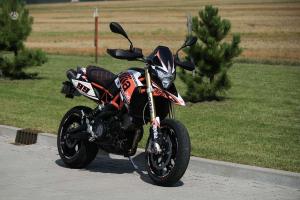 Aprilia Dorsoduro 2008 Gargždai, ar dzinēja tilpumu 0.75 L un nobraukumu 36 tūkst. km par 3200 €, foto 1 vietnē AUTOMOTO.COM.LV