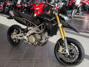 Aprilia Dorsoduro 2009 Tallina, ar dzinēja tilpumu 0.75 L un nobraukumu 17 tūkst. km par 4490 €, foto 1 vietnē AUTOMOTO.COM.LV