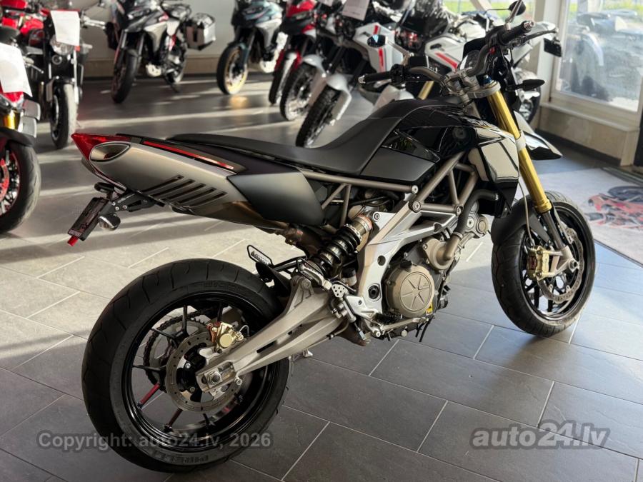 Aprilia Dorsoduro 2009 Tallina, ar dzinēja tilpumu 0.75 L un nobraukumu 17 tūkst. km par 4490 €, foto 4 vietnē AUTOMOTO.COM.LV