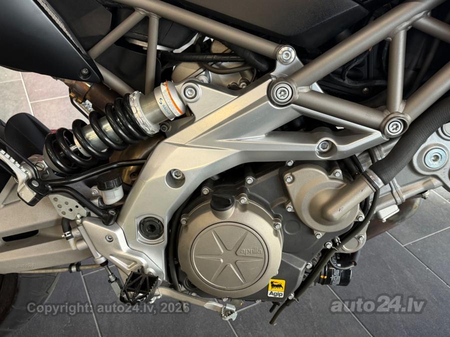 Aprilia Dorsoduro 2009 Tallina, ar dzinēja tilpumu 0.75 L un nobraukumu 17 tūkst. km par 4490 €, foto 7 vietnē AUTOMOTO.COM.LV