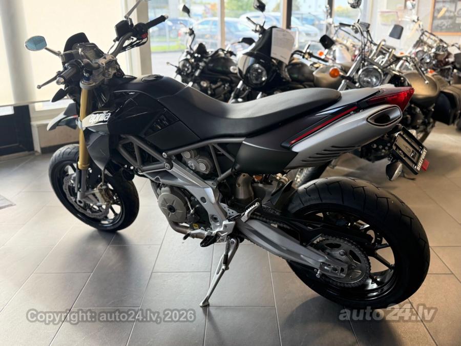 Aprilia Dorsoduro 2009 Tallina, ar dzinēja tilpumu 0.75 L un nobraukumu 17 tūkst. km par 4490 €, foto 13 vietnē AUTOMOTO.COM.LV