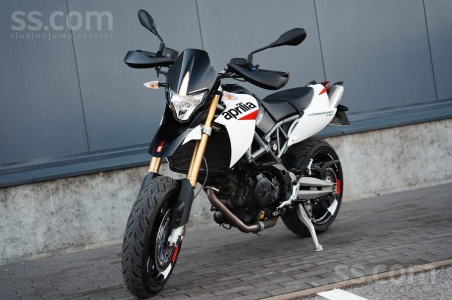 Aprilia Dorsoduro 2011 in Riga, with an engine capacity of 0.75 L and mileage of 0 thousand km for 5500 €, photo 1 on AUTOMOTO.COM.LV
