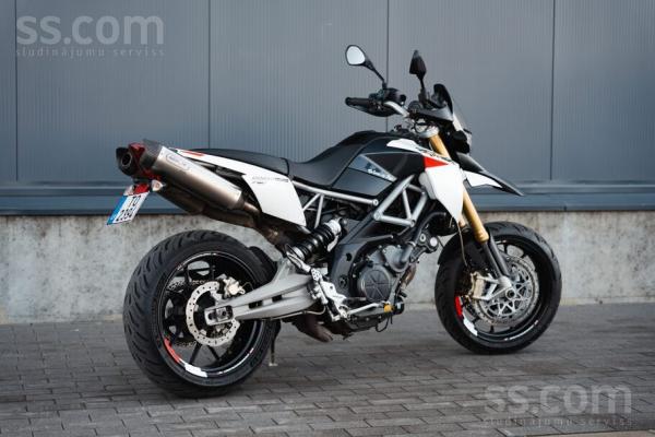Aprilia Dorsoduro 2011 Rīga, ar dzinēja tilpumu 0.75 L un nobraukumu 0 tūkst. km par 5500 €, foto 2 vietnē AUTOMOTO.COM.LV
