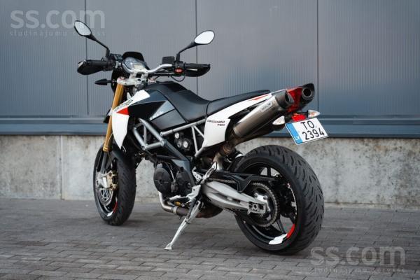 Aprilia Dorsoduro 2011 Rīga, ar dzinēja tilpumu 0.75 L un nobraukumu 0 tūkst. km par 5500 €, foto 3 vietnē AUTOMOTO.COM.LV