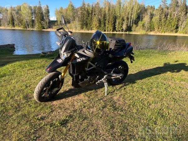 Aprilia Dorsoduro 2012 Valmiera, ar dzinēja tilpumu 1.20 L un nobraukumu 0 tūkst. km par 6100 €, foto 1 vietnē AUTOMOTO.COM.LV